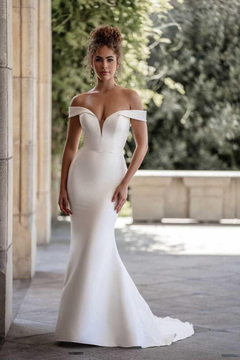 Novia Mia Bridal | Premier Wedding Boutique | Exquisite Wedding Gowns